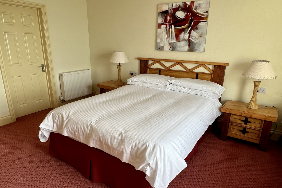 Sandown Hotel - Sandown, Isle of Wight | Seafront Accommodation